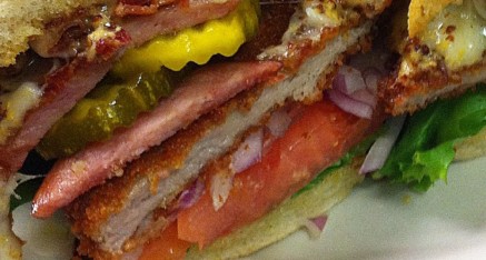 No Frill Bar & Grill | Casual American eatery in a colorful cafe setting